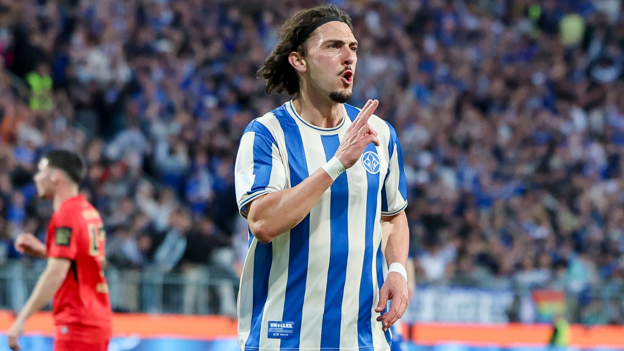 VfL Wolfsburg hat Fraser Hornby von Darmstadt 98 verpflichtet ...